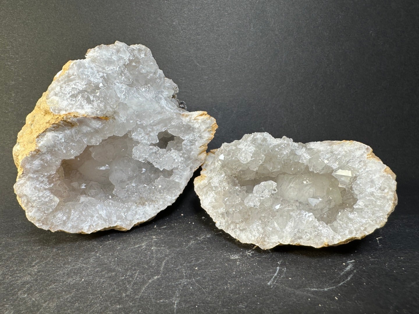 Luonnon Kalsiitti Geodi Calcite Geode Aurinkorumpu Oy